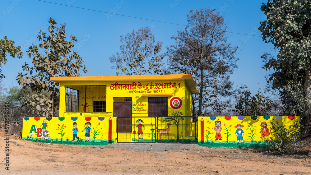 Foto de Facade of an Anganwadi centre, a type of rural child care ...