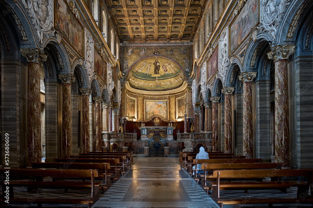 Foto Stock Basilica di San Marco Evangelista al Campidoglio, baroque ... Foto Stock Basilica di San Marco Evangelista al Campidoglio, baroque ...