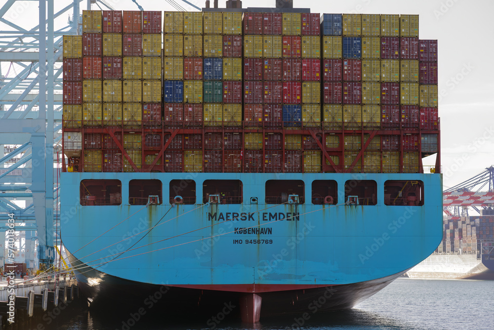Port of Los Angeles, California, United States: container ship Maersk ...