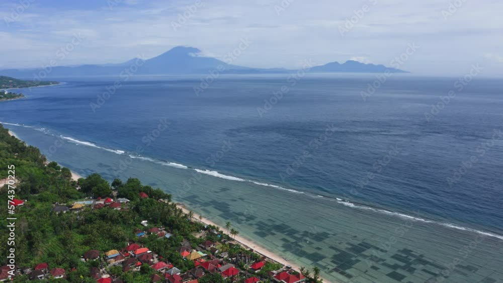 Vidéo Stock Picturesque scenery with views of Bali island and Agung ...