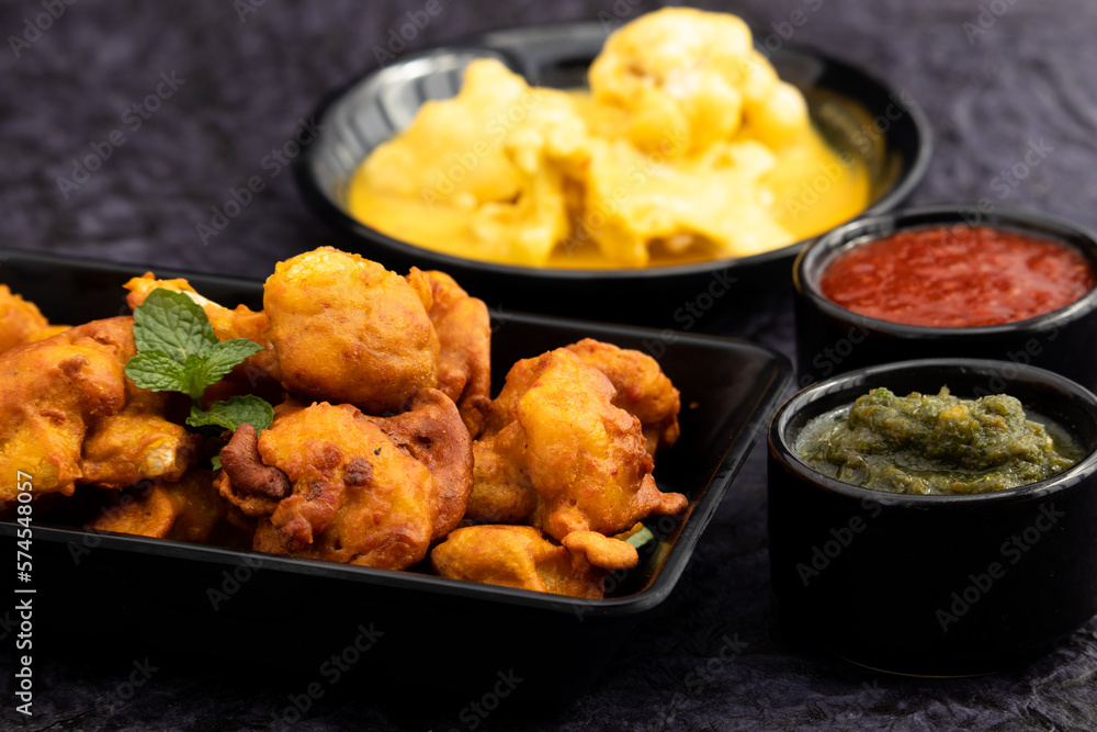 Gobi Pakoda Also Called Gobhi Pakora, Pakodi, Fakkura, Bhajiya, Bhajji ...