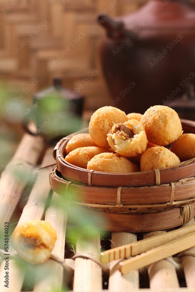 Comro is a typical Sundanese fritters. Comro is made from grated ...