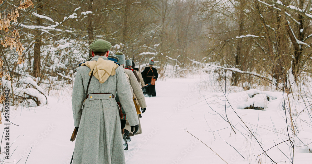 Men Dressed As White Guard Soldiers Of Imperial Russian Army In Russian ...