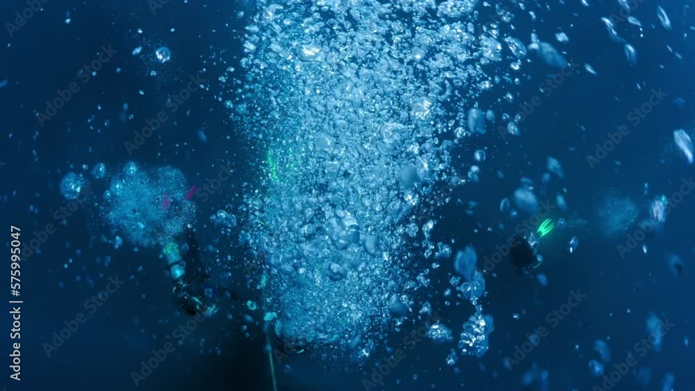 Formation Of Bubbles While Snorkelers Swimming Together In Sea On ...