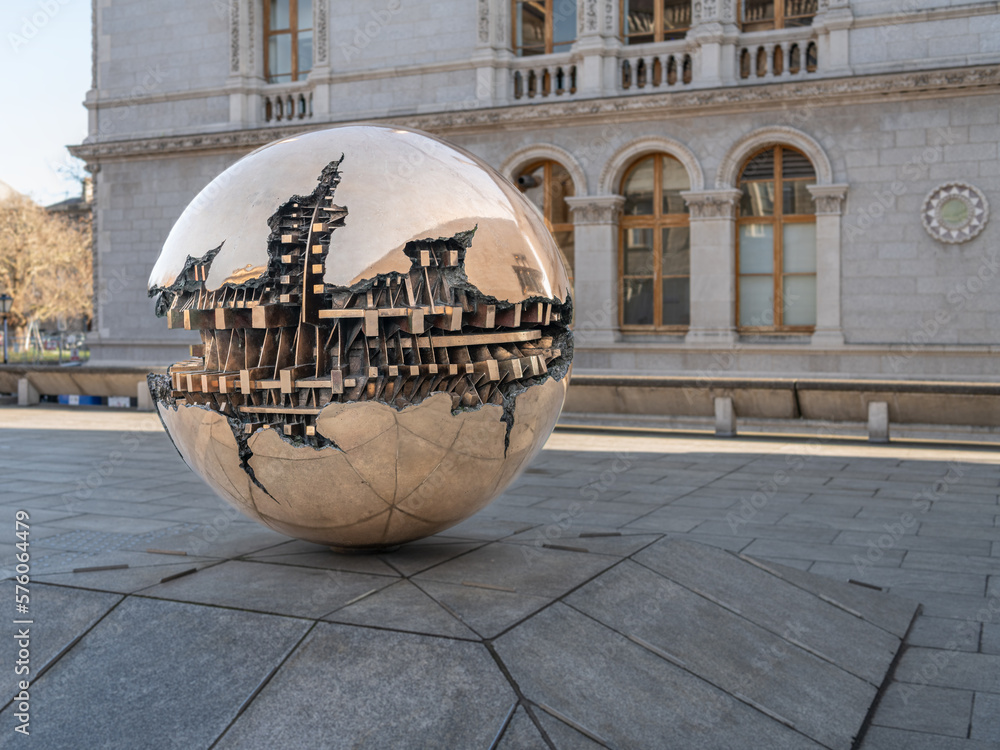 The Sphere Within Sphere art installation outside the Berkeley Library ...