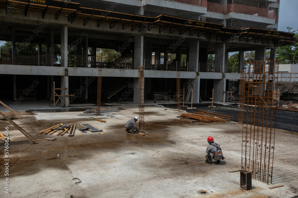 Fotka „The civil construction industry grows worldwide, pictured here ...