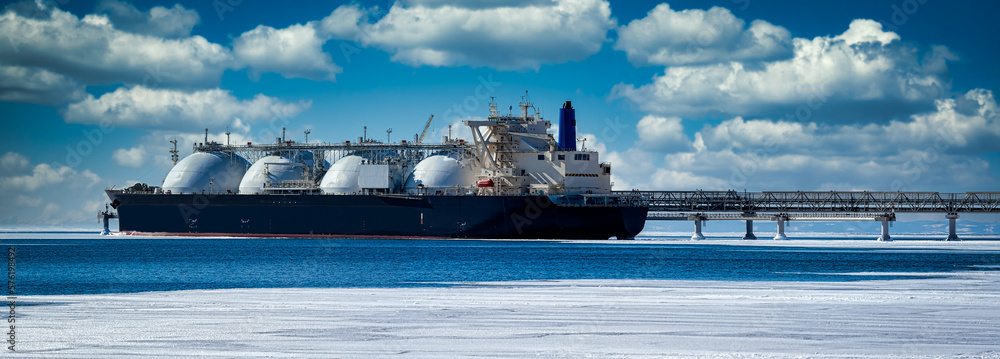 Oil and gas industry .Tanker for transportation of liquefied natural ...