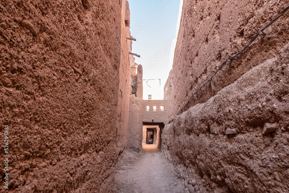 Ancient alley made of mud in a lost village in the Atlas Mountains ...