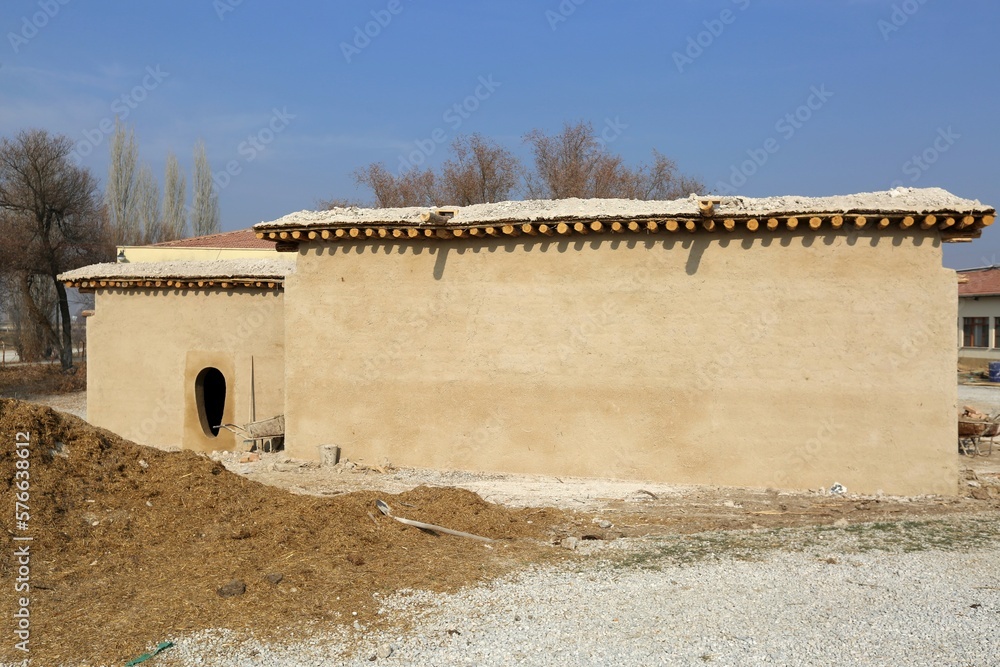 Catalhoyuk is oldest town in world with large Neolithic and ...