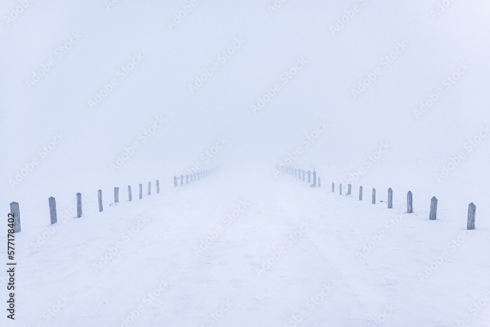 tramonto su campo imperatore innevato, in abruzzo Stock Photo | Adobe Stock