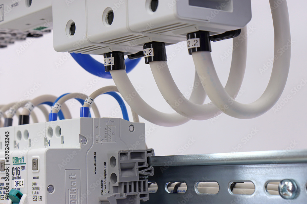 Foto de Electric current switches with connected insulated copper wires ...