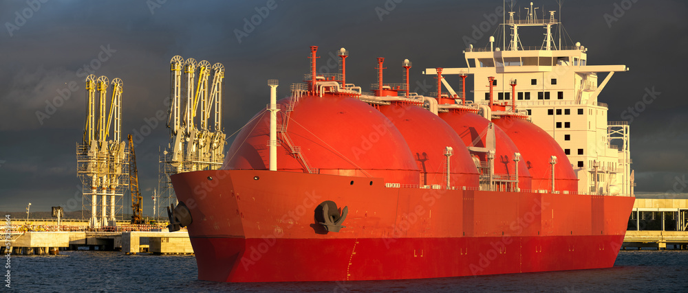 Poster Tanker to transport liquid LNG at LNG marine terminal – Wall Art ...