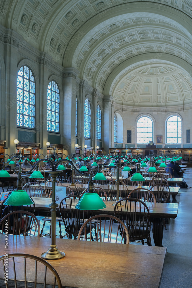 Breathtaking architecture details of panoramic dome mural columns ...