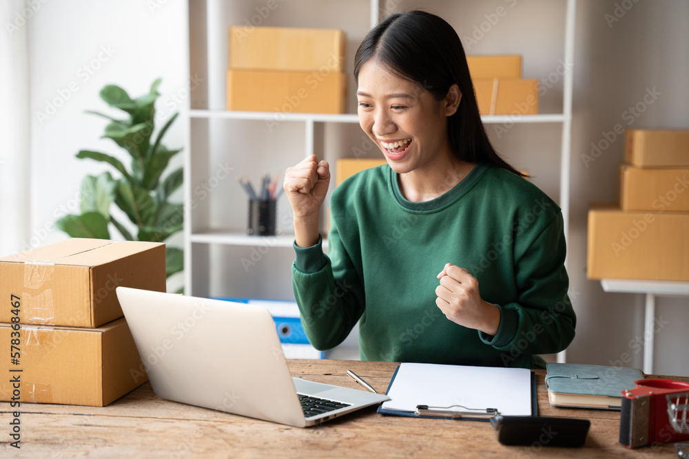 Entrepreneurs Small Business SME, Young Asian women happy after a new ...