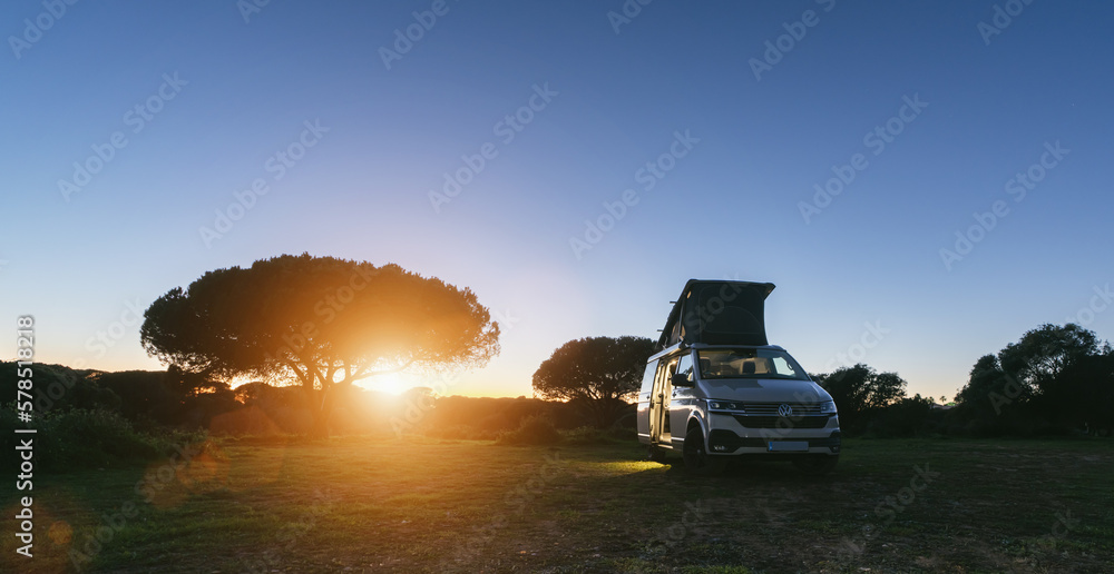 The new 2021 Volkswagen VW Transporter Camping Van T6.1 California ...