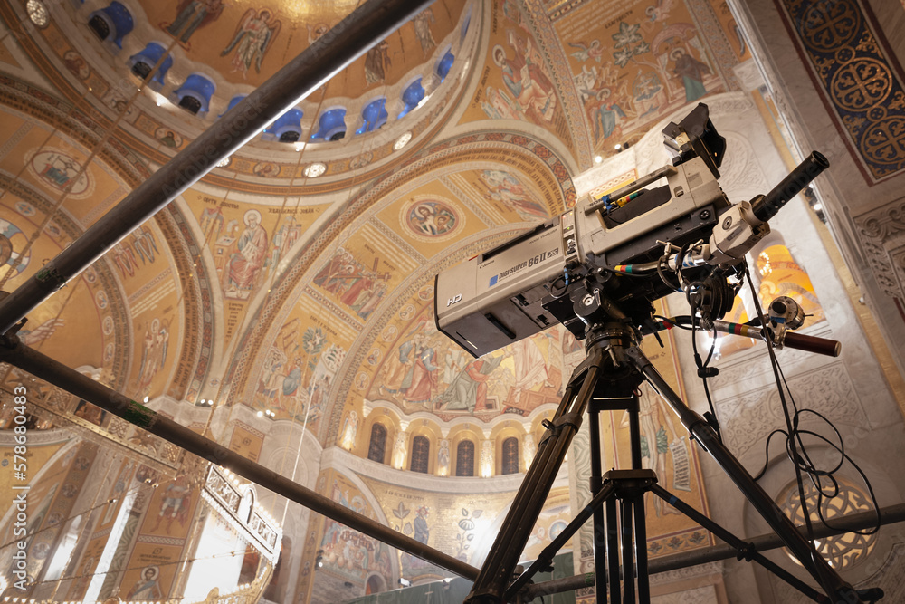 BELGRADE, SERBIA - JANUARY 6, 2022: Selective blur on a Canon Digi ...