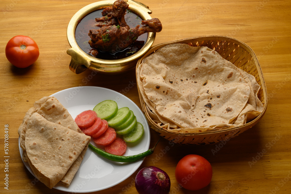 Foto de Saoji or savji chicken is a popular Indian food consists of ...