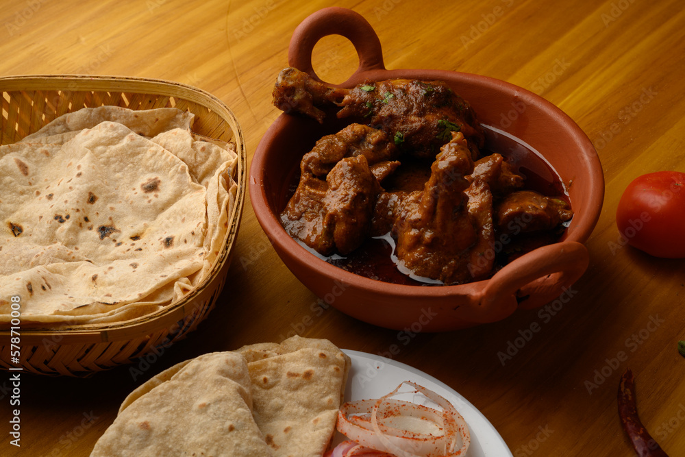 Foto de Saoji or savji chicken is a popular Indian food consists of ...