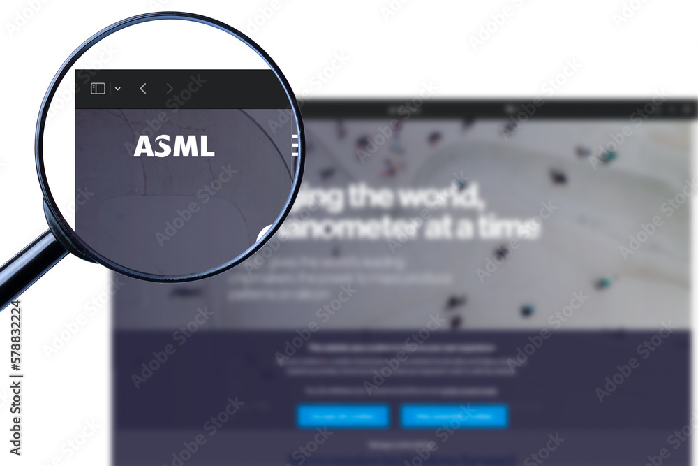 Los Angeles, California, USA - 7 Martha 2023: ASML Holding website homepage. ASML Holding logo ...