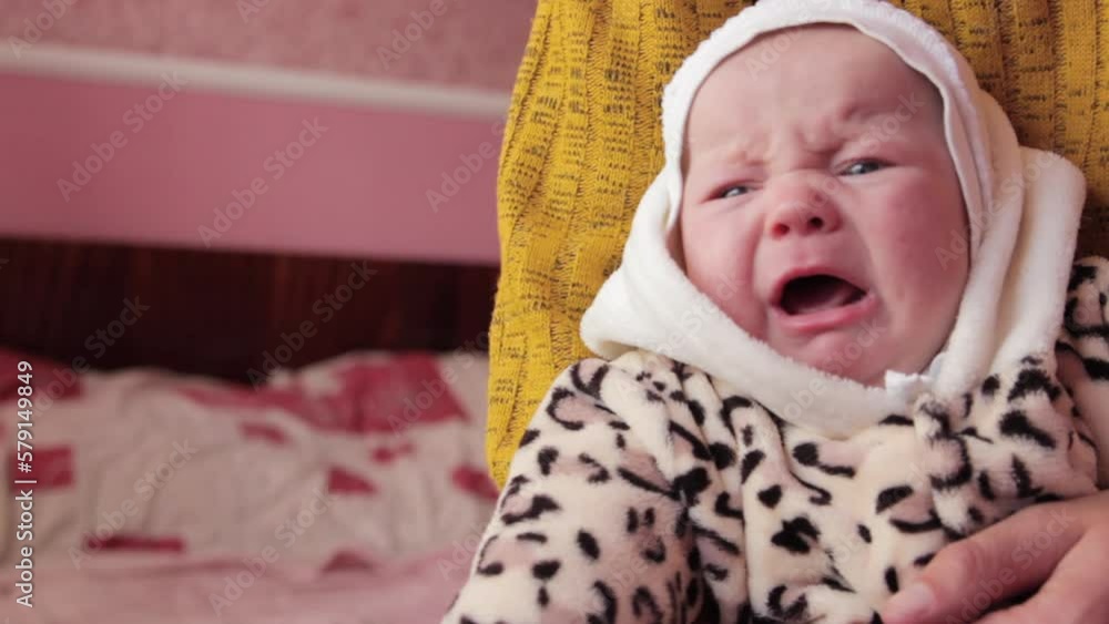 Video Stock baby is crying at his father's,a baby with his father in ...