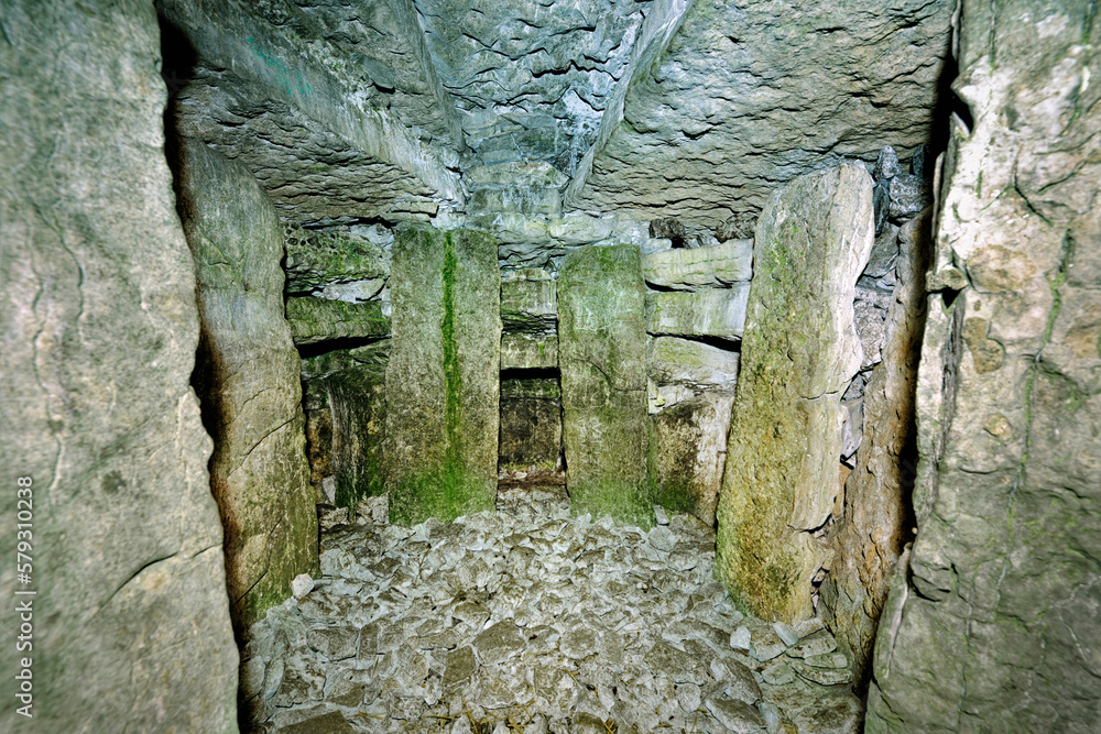 Carrowkeel Neolithic necropolis. Bricklieve Hills, Co. Sligo, Ireland ...