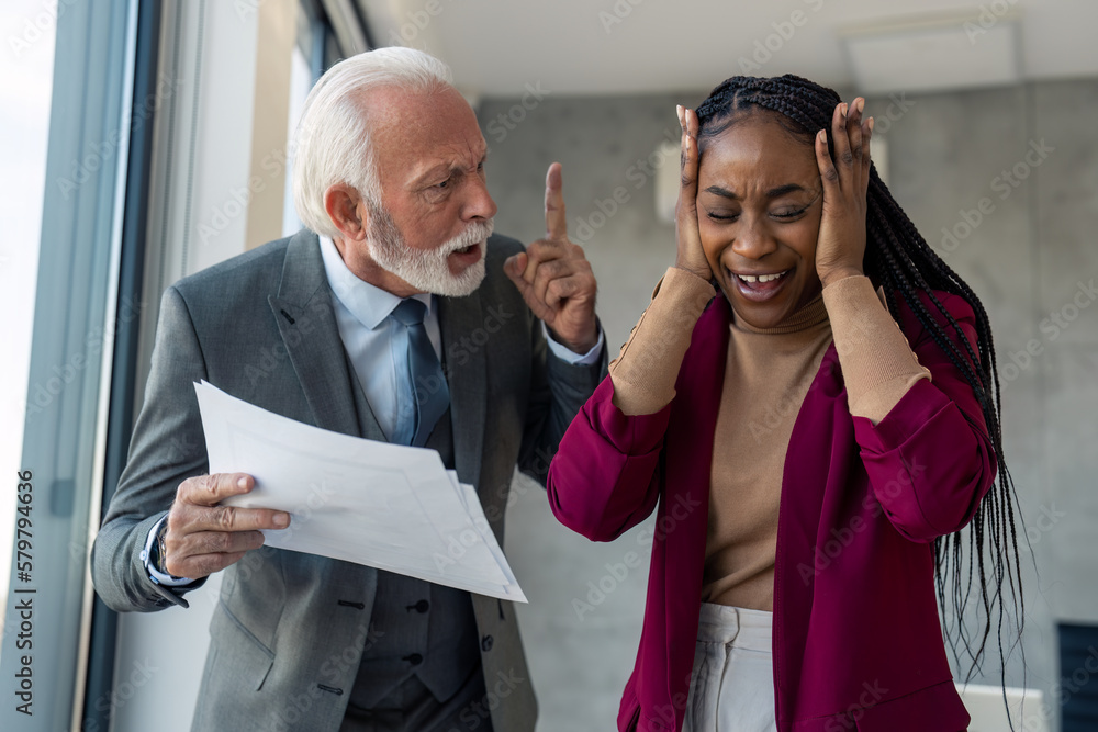 Angry senior businessman boss leader finger pointing arguing ...