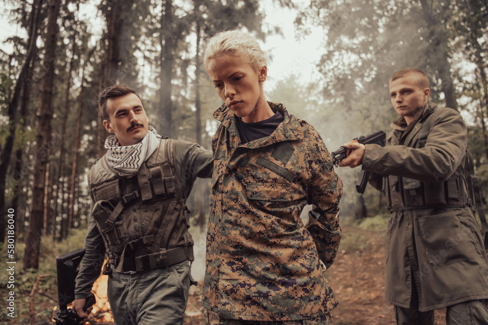 Terrorists was capture alive woman soldier and interrogation her on ...