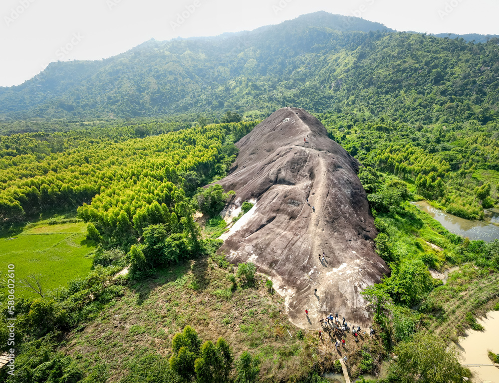 Mother Elephant Stone in Chu Yang Sin mountain range, Dak Lak province ...