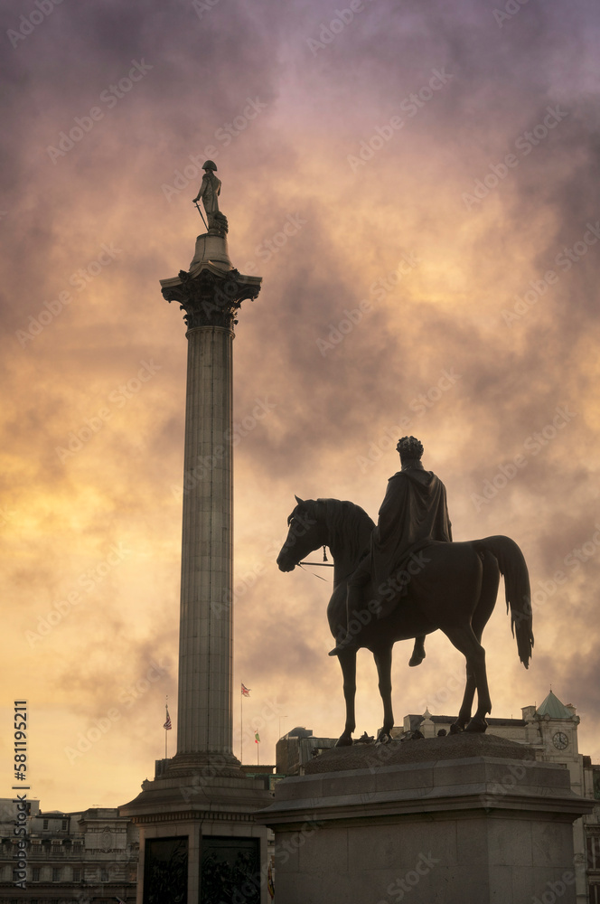 The statue of Admiral Nelson that sits on top of Nelson's Column in ...