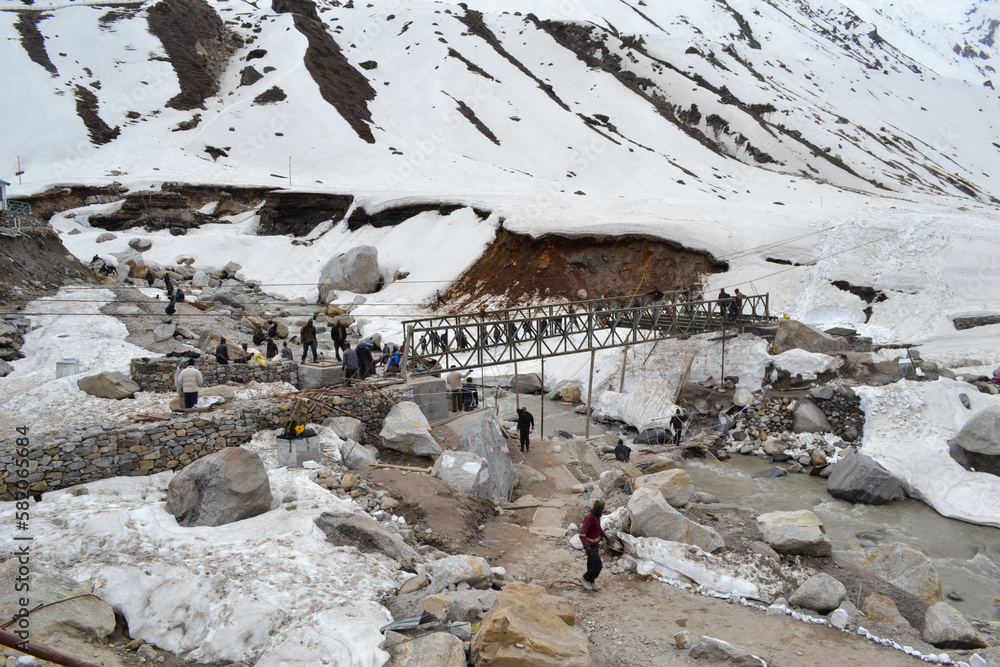 Laborers rebuilding bridge that collapsed in Kedarnath disaster. In ...