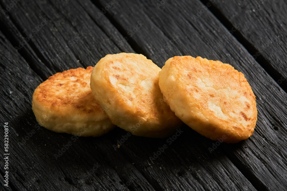 Tatar pie triangle echpochmak, Russian kurnik, delicious pastry with ...