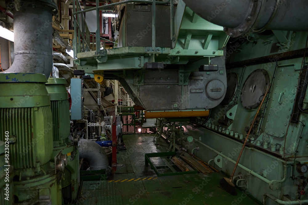 Ship's engine room. Vessel's ( Ship ) Engine Room Space / industrial ... Ship's engine room. Vessel's ( Ship ) Engine Room Space / industrial ...