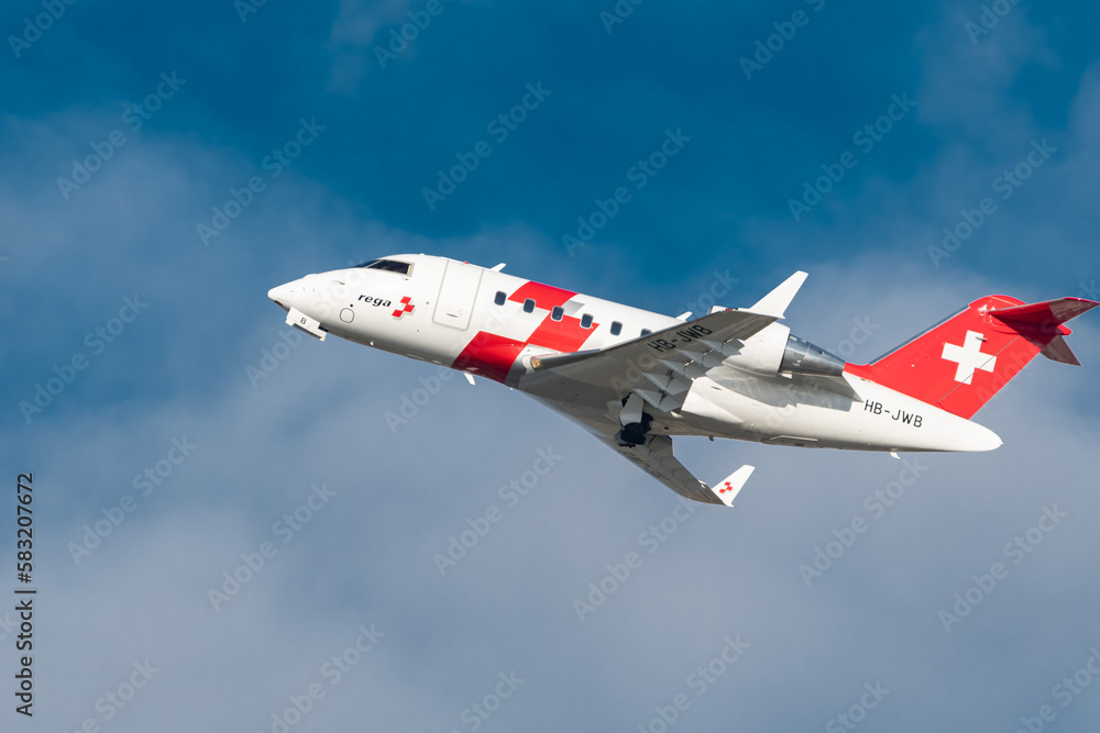 REGA Swiss air rescue Bombardier Challenger 650 jet in Zurich in ...