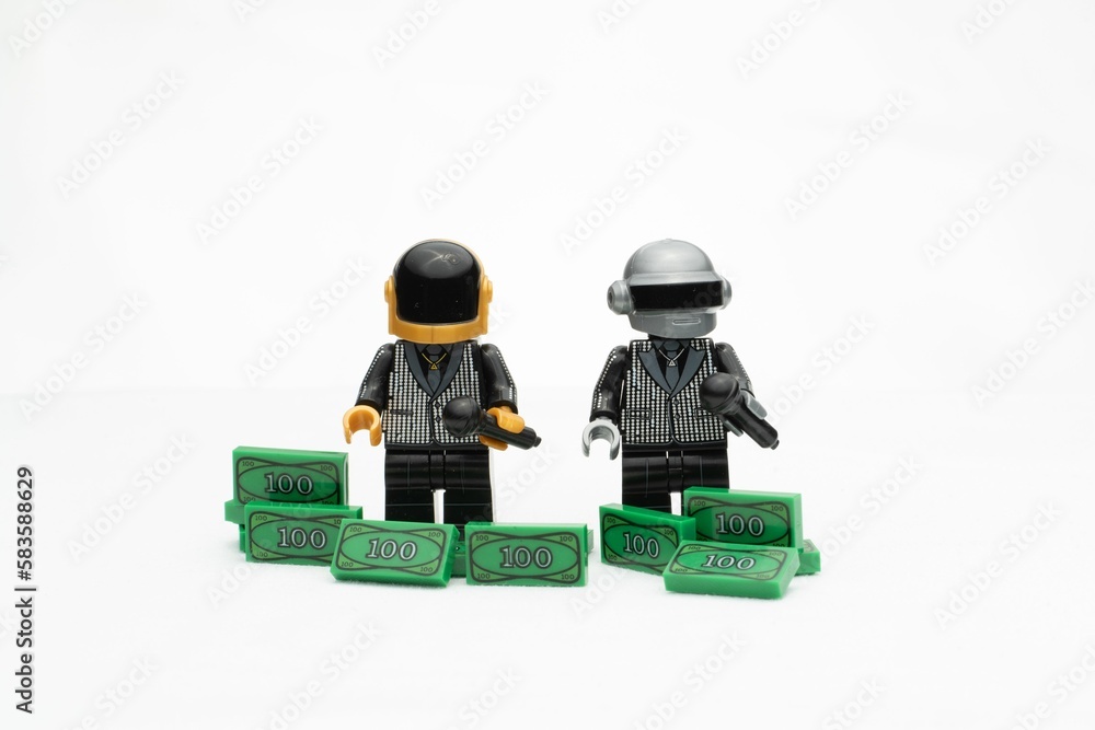 LEGO figures featuring the members of the band Daft Pink standing on ...