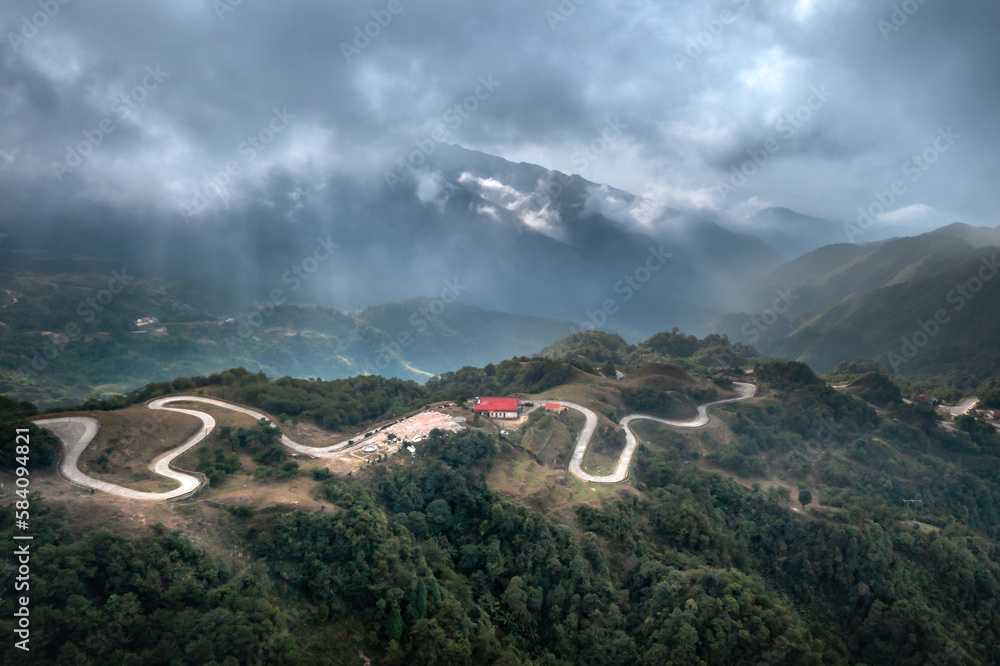Mau Son is a mountainous area in the northeast of Lang Son Province ...