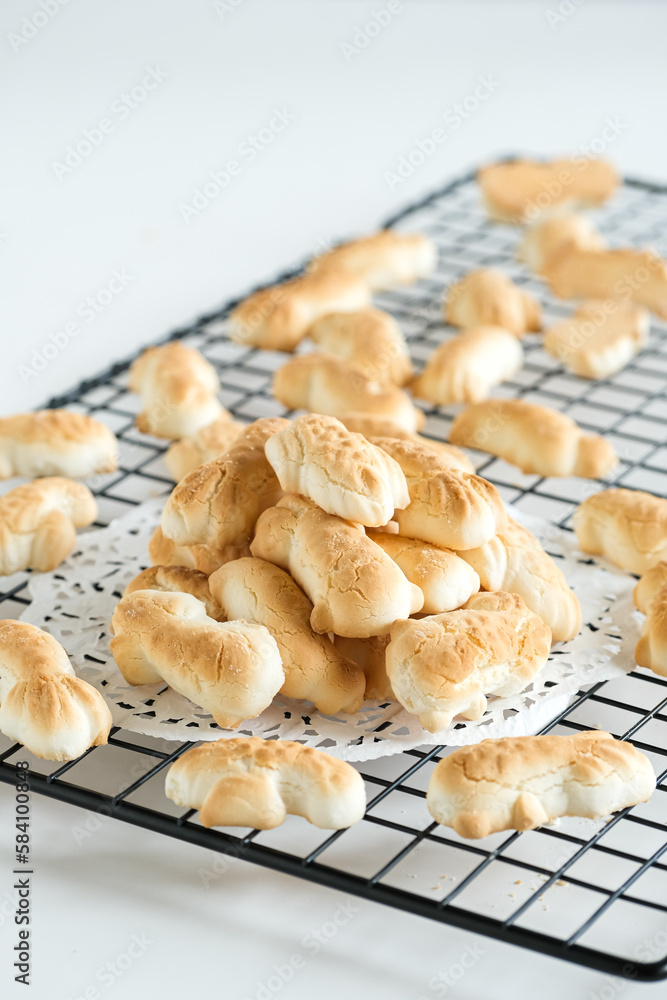 tapioca coconut cookies also known as kuih bangkit. famous delicacy for ...