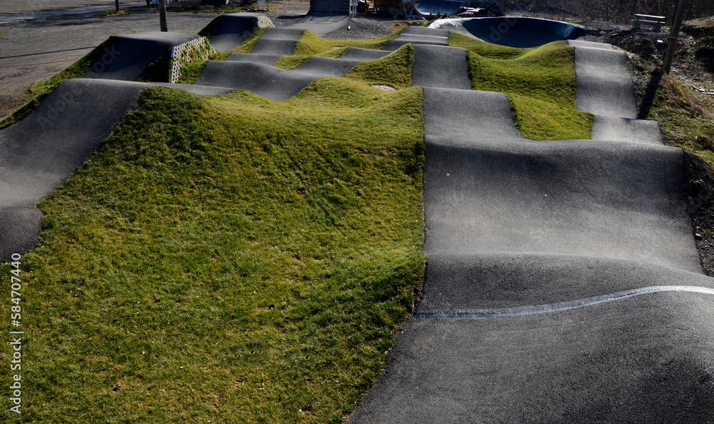 bike path in the car park Pumping (moving up and down) is used instead ...