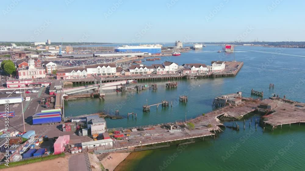 Southampton, UK: Aerial view of famous port city in England in summer ...