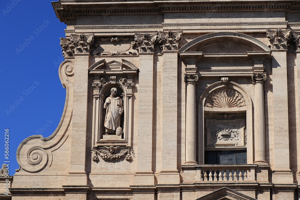 Foto de Santa Susanna alle Terme di Diocleziano Church Facade Detail ...