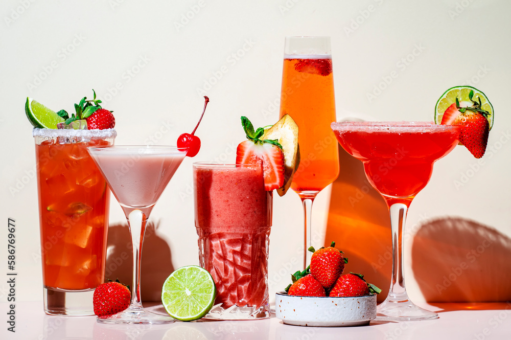 Summer strawberry alcoholic cocktails, mocktails, smoothies and shakes ...