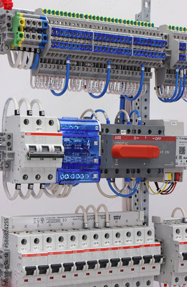 ABB automatic current switches for protection of electrical loads ...