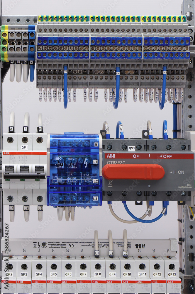ABB automatic current switches for protection of electrical loads ...