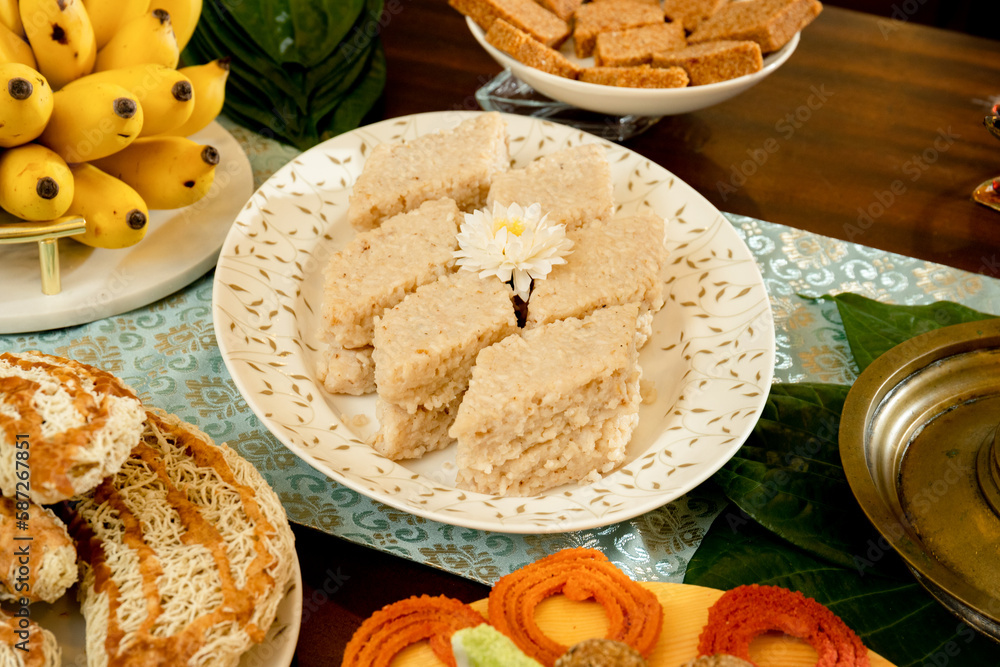 Foto de Dish of Milk Rice in Sri Lankan Traditional Aurudu Sweets Table ...