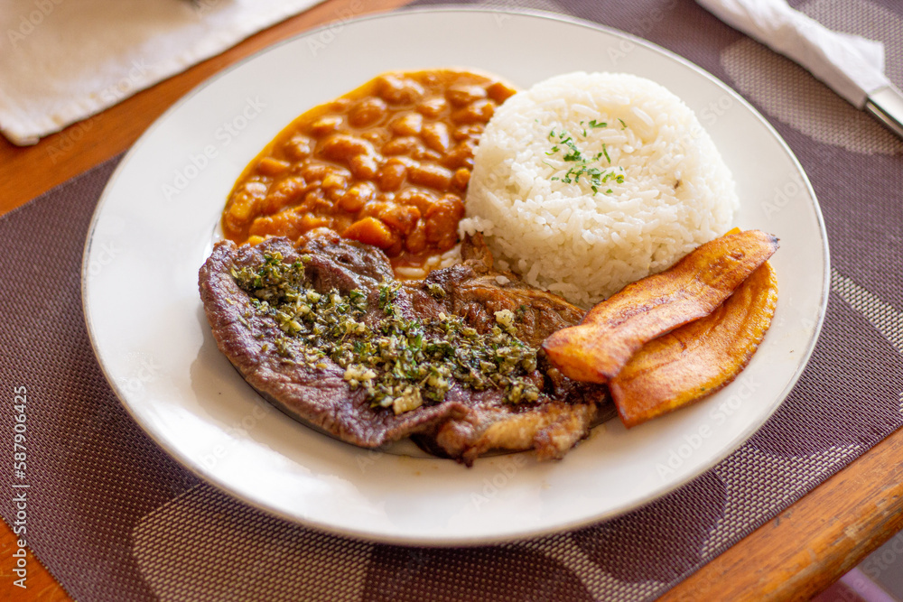 Comida peruana de un restaurante Stock Photo | Adobe Stock