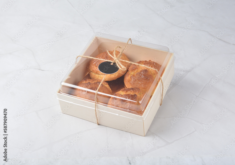 gourmet freshly bake golden Texas sweet original honey biscuit bun cake ...