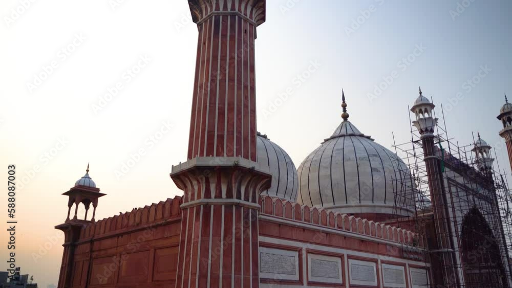 Jama Masjid is one of the largest Indian mosques, built by mughal ...