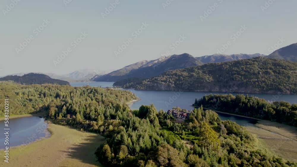Vista aérea de Bariloche lago perito moreno, lago Nahuel Huapi, lago ...
