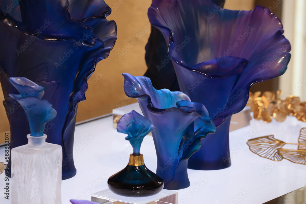 Elegant and luxurious Daum crystal, which is made in Nancy, France ...