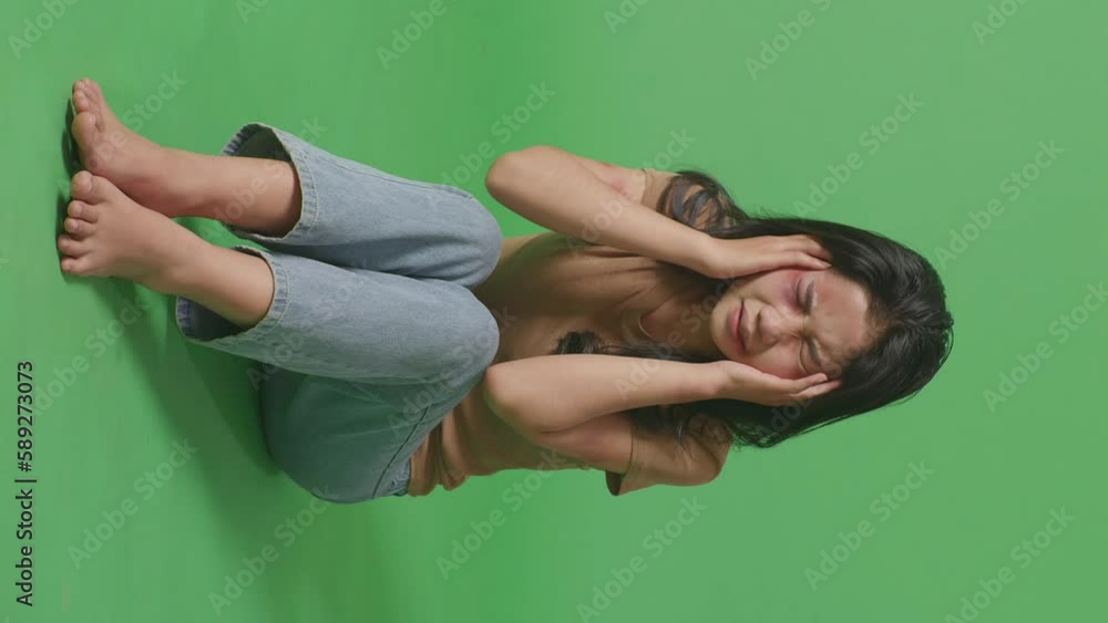Full Body Of Young Asian Woman Victim Of Violence With Bruise On Body ...