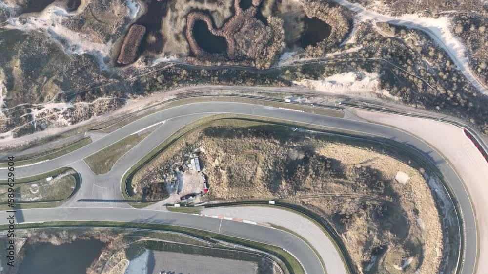 Drone footage capturing the twists and turns of the iconic Zandvoort ...